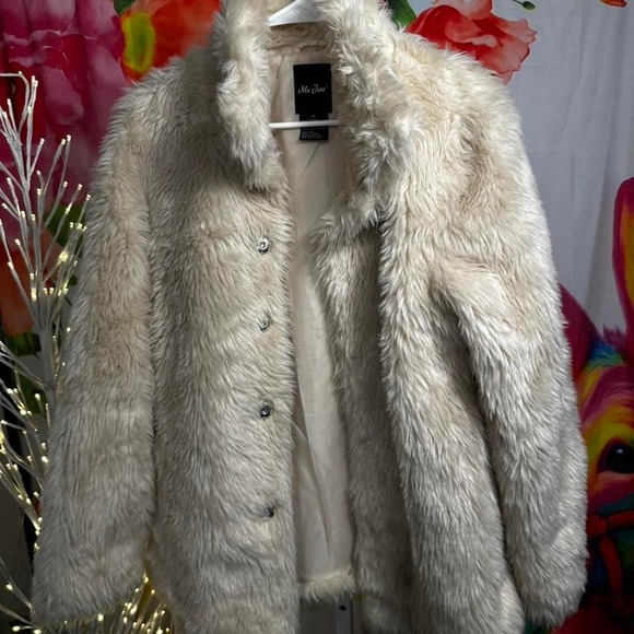 Jackets & Coats | W36 Me Jane Cream Faux Fur Coat Size M | Poshmark